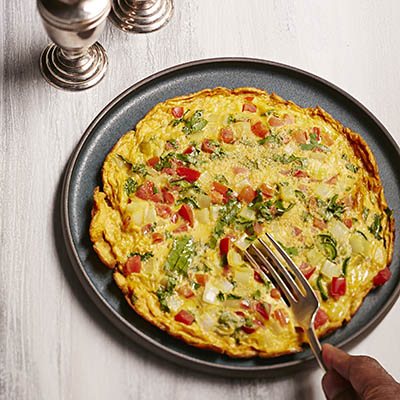 VIDEO: How to Make an Omelet · Faith Middleton's Food Schmooze