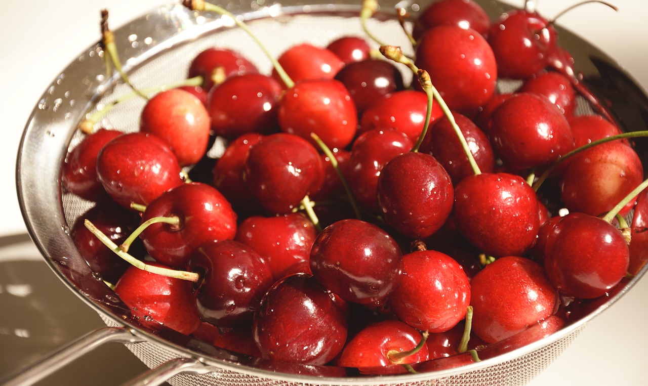 How to Sweeten Fresh or Frozen Cherries · Faith Middleton's Food Schmooze